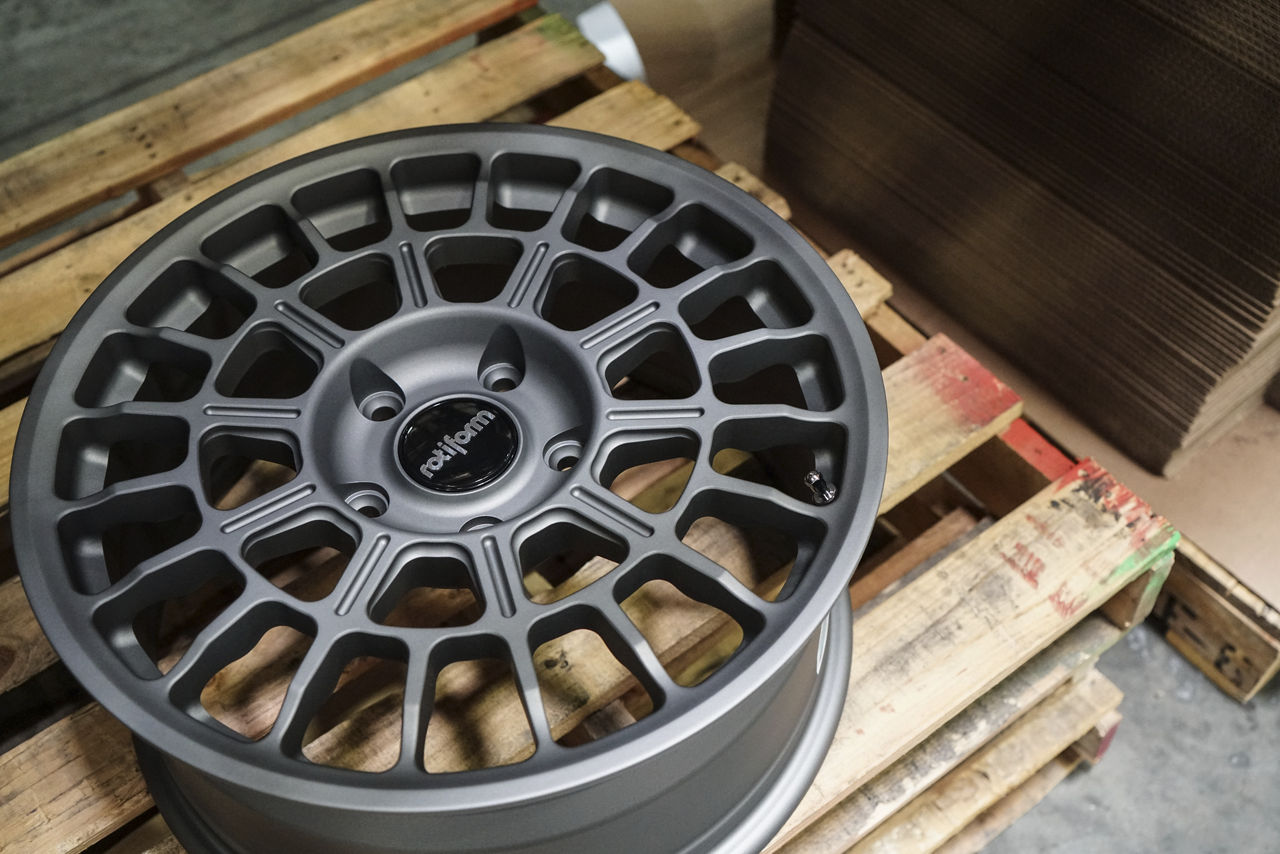 Rotiform DKR CustomSpec - Gray | Rotiform